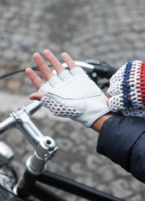 Mesh bike mitts - AGU
